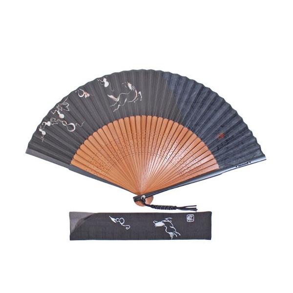 size：扇子_約22.5cm素材：扇子_絹、和紙　　　箱_桐配送：宅配便になります