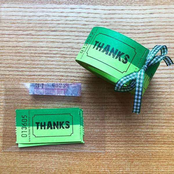 ドイツのチケットメーカー【Feine Billetterie】から発売されたチケット。ラッピングのアクセントとして・コラージュに・スクラップブッキングに・と、どこにでも遠慮なく使えるお役立ちアイテムです。手作りのアルバムに貼ってみても、雰囲...