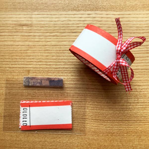 ドイツのチケットメーカー【Feine Billetterie】から発売されたチケット。ラッピングのアクセントや、コラージュ、スクラップブッキングにと、どこにでも遠慮なく使えるお役立ちアイテムです。ブランクタイプなので、スタンプを押したり、絵...