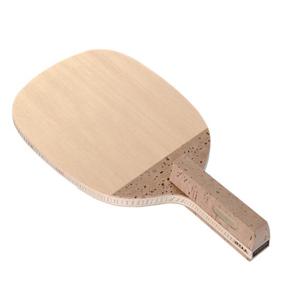 ダーカーだから辿りついた3枚合板という答え。檜単板の独特の打球感を合板で作り出せないのか――。長年の研究の末に辿りついたのは弾力性に優れた欧州材との組み合わせ。?檜のダーカー?が自信を持って放つ新時代の3枚合板です。表面の檜材と弾力性に優れ...