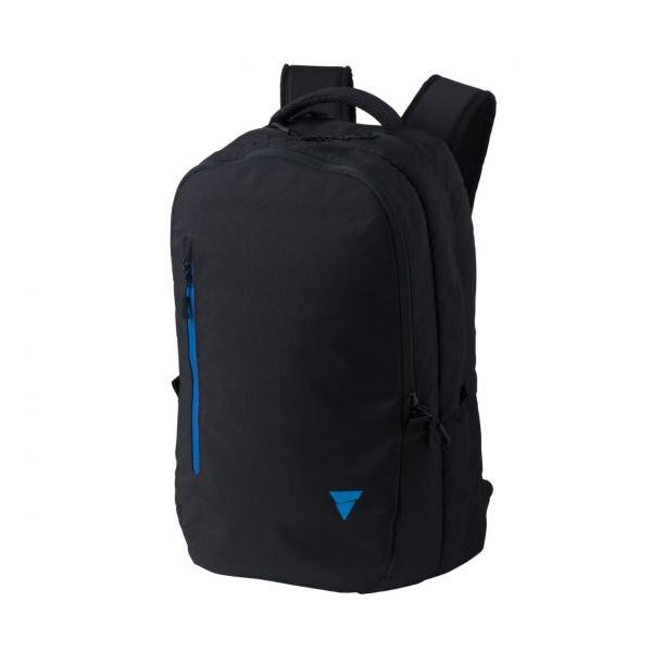 【発売日：2022年10月01日】VICTASらしいシンプルなデザインがスポーツシーンに最適。フロントポケットや2室の収納スペース、リフレクトテープを使い、調節可能なショルダーストラップ など機能性も充実。肩と背中への負担を軽減するパッド採...