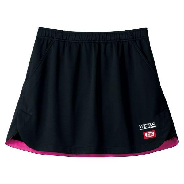 吸水速乾性に優れた伸縮性のあるスカート。裾のインサイドに鮮やかな生地をあしらい、動きに合わせて発色の良いカラーが見え隠れするのがポイント。BK、NVからチョイスしてください。●製造国：中国●素材：ポリエステル100％（マルチドライ）●アパレ...