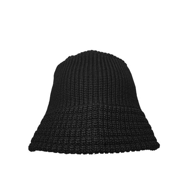 ◆ダウンブリムシルエットのニットハットです。 シンプルなデザインなので様々なスタイリングに合わせやすい今季一押しのアイテムです。 カジュアル過ぎずスタイリッシュな雰囲気に仕上がりました。女性にも◎型崩れを気にせず持ち運べるのもポイントです。...