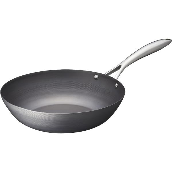 ●使い始める際の「焼き入れ」や、使用後の「油ひき」など、従来の鉄フライパンに必須だった面倒なお手入れは全く必要ありません。●お買い上げいただいたその日からすぐにお使いいただけます。●使えば使うほど表面に油がなじみ、こびりつきにくくなるので、...