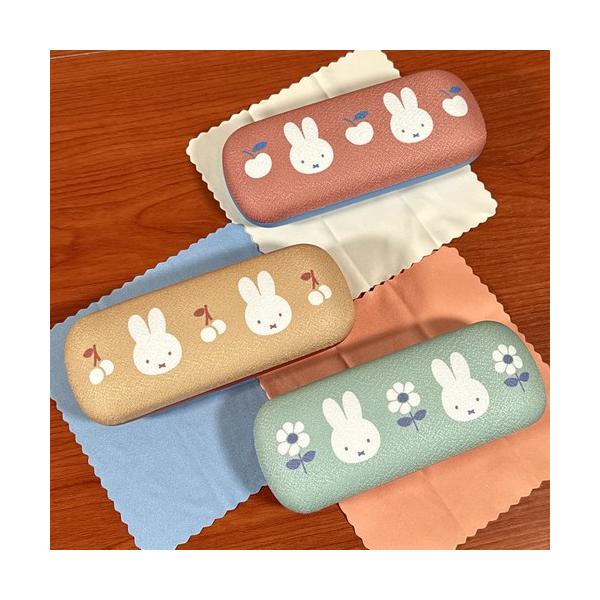 ミッフィーデザインのメガネケースが登場です！デザインは表面にちりめん生地を使用した和の雰囲気のあるはんなりフラワーシリーズ。本体はしっかりとしたつくりで中のメガネを守るメガネケース。フタはばね式でがっちり固定。クリーニングクロスも付属。オレ...
