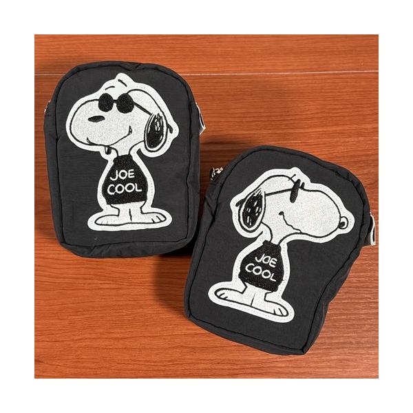 ピーナッツデザインのポーチです。モノトーンのベースに人気のジョー・クールを組み合わせたデザイン。形状は絵柄に合わせたダイカット仕様。小物やメイク道具や文房具などいろいろ入る手ごろなサイズ！正面:SPIK-447/4994209326664横...