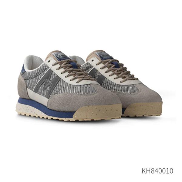 メスタリ・コントロールは堅牢で滑りにくいアウトソールを採用したカルフ最新モデル。80年代初期のAlbatrossに見られる斬新なトラクションパターンを採用し、カルフのデザインチームは、このユニークなアウトソールを再構築。より頑丈なメスタリ「...