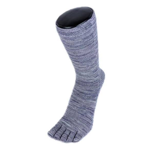 【定番】オールシーズン使える、クルー丈5本指ソックス抗菌・防臭加工糸を採用しています。履き心地、耐久性ともに抜群。足を快適にサポートします。数色の糸を合わせて生地を織っているため、左右の靴下の柄が対象とならない、同一柄が二つとないオンリーワ...