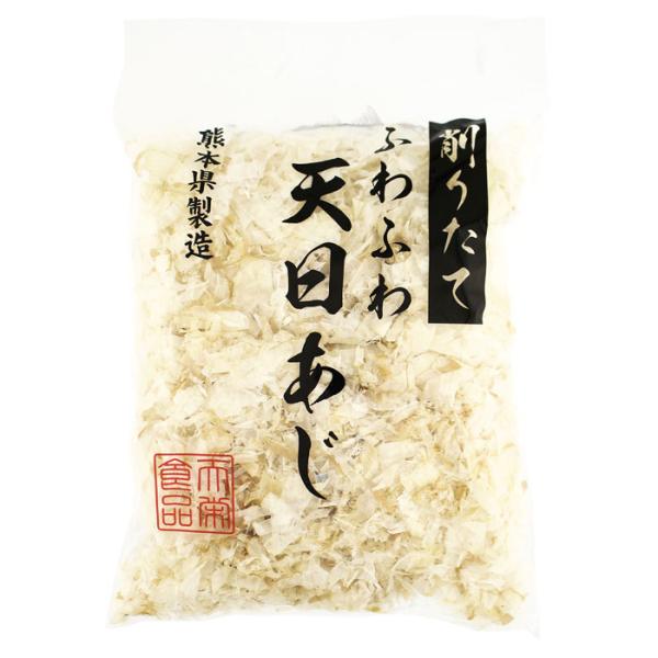 生産量日本一を誇る熊本県天草市製造の上質な天日干しの雑節を使用した薄さ約0.01mmのふわふわ削りぶしです。「極薄・天日干し・削りたて」の三拍子そろったとても美味しい削りぶしです。原料のむろあじの煮干しは、現在の主流である機械乾燥を一切行わ...
