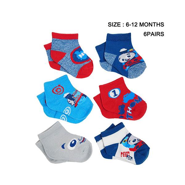 きかんしゃトーマスのベビー用靴下6足セットです。アメリカから輸入のベビーソックス。デザインが違う6足なので、お洋服とコーディネートしやすいです。●サイズ：6-12M (6ヶ月〜12ヶ月 )●素材：ポリエステル97%、スパンデックス3%●Ma...