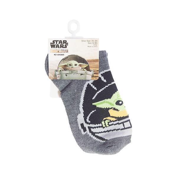 スター・ウォーズのキッズ用靴下です。アメリカから輸入のアンクルソックス。マンダロリアンのベビーヨーダがかわいいです。●サイズ：6-8 1/2●Shoe Size : 7 1/2 - 3 1/2●素材：ポリエステル98%、スパンデックス2%●...