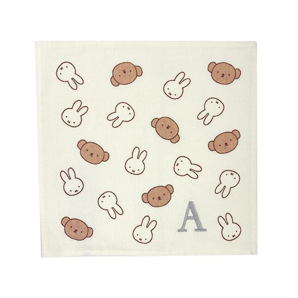 ミッフィーちゃんのガーゼ タオルハンカチです。吸水性の良い、綿100％。やさしい風合いのガーゼ生地です。ちりばめられたミッフィーとボリスがかわいいですよ♪●サイズ：25×25cm●素材：綿●Made in China