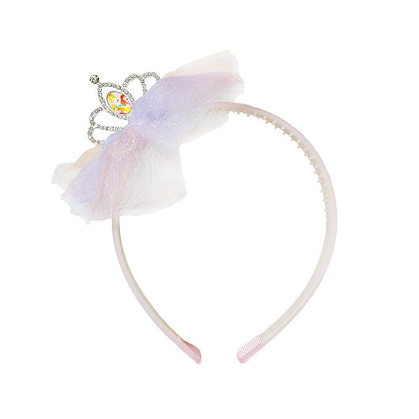 プリンセスのティアラ付カチューシャです。お姫様気分を楽しめる可愛いカチューシャ。ティアラにはシンデレラ、ラプンツェル|、アリエルが描かれています。グラデーションのリボンが華やかです。ドレスアップした時のアクセサリーにおすすめです。サイズ：約...
