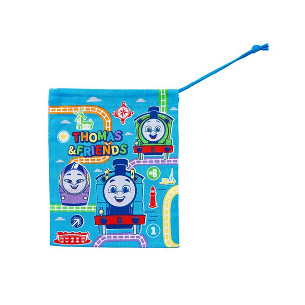 きかんしゃトーマスのコップ巾着です。トーマス＆フレンズが描かれていて楽しい雰囲気。洗い替えにも♪●サイズ：155×190mm　底：155×80mm●材質：綿100％　●生産国：日本製　