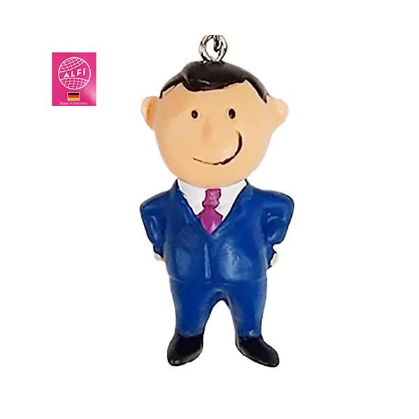 ALFIの紳士キーチェーン。タイトなスーツ姿がかわいい紳士のキーホルダーです。毎日使う鍵やカバンにいかかでしょうか？ 男性へのちょっとしたギフトなどにもオススメです。ALFI社は昔からの変わらぬ金型でフィギュアを作っており、 人の手によって...