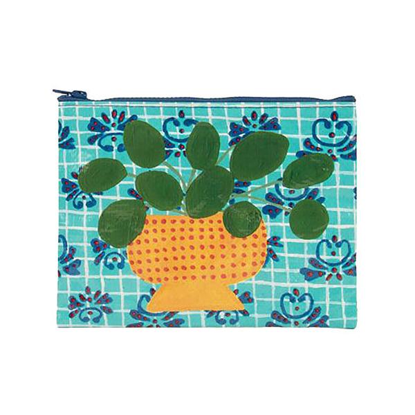 BlueQ社(ブルーキュー)のリサイクルバッグシリーズ「ジッパーポーチ」素材は厚手でシワ感のあるリサイクル素材。光沢がありパリっとした質感です。Blue Qは、1988年よりスタートしたユニークなアメリカンブランド。 『Very Best ...