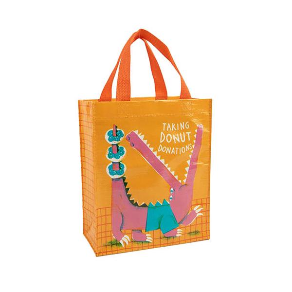 BlueQ社(ブルーキュー)のリサイクルバッグシリーズ「ハンディトート」素材は厚手でシワ感のあるリサイクル素材。光沢がありパリっとした質感です。Blue Qは、1988年よりスタートしたユニークなアメリカンブランド。 『Very Best ...