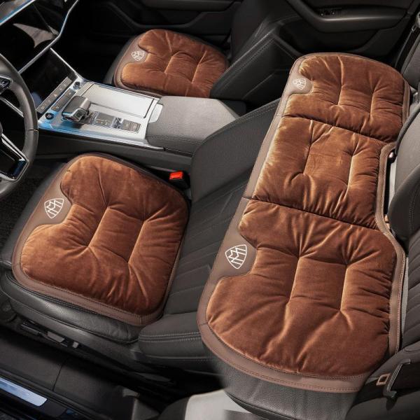 ☆商品詳細☆新品未使用 ■ カーシートカバーセット■セット内容■ 前座席用シートカバー 2枚■ 後部座席用シートカバー 1枚■素材■ 表面：フランネル■サイズ■ 前座席用：約46×46×3cm（2枚）■ 後部座席用：約130×48×3cm（...