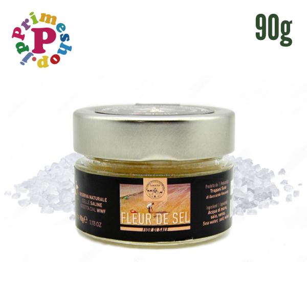 【発売日：2025年03月31日】【商品情報】シチリア島のトラパ二地方で紀元前から続く特別な塩田で採れた『塩の花』です。【特徴】昔から変わらぬ製法で作られる天日海塩が徐々に塩分濃度を高めていく中で、すべての条件が揃った時だけ、塩田に浮かぶ最...