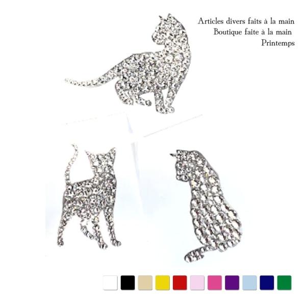 かわいい ネコ デコシール【45mm〜】SWAROVSKI デコシール お好きなアイテムなどにペタッと貼るだけ。スマホケース 車 バックミラー パソコン 自転車 マグカップ 瓶 など屋外用のシートにSWAROVSKIELEMENTSを使用し...