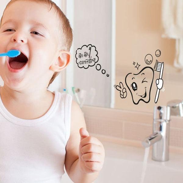 【仕様】色:はみがきしましょサイズ:13×20cm【商品情報】雑貨|ウォールステッカー|人物商品番号:SM1-1604 ●はみがきくんと一緒に楽しくブラッシング〜♪お子様の歯磨きトレーニングに人気のウォールステッカーです♪カット済みなので、...