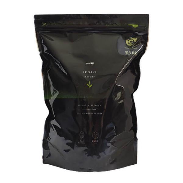 洋生菓子への使用を考え、数ある茶葉から数種の愛知県産「西尾茶」を選定し、抹茶の旨み、苦味、渋みが濃く感じられるよう、「西尾抹茶」を12％配合しました。クロレラ、着色料不使用。