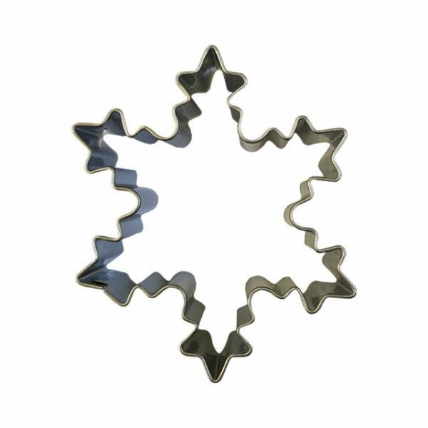 ドイツの製菓器具メーカー、BIRKMANN（バークマン）社のクッキー抜型は、日本製には見られない多彩でユニークなデザインが人気です。スノースターの形をしたクッキー型です。焼きっぱなしの素朴なクッキーはもちろん、アイシングクッキーにもオススメ...