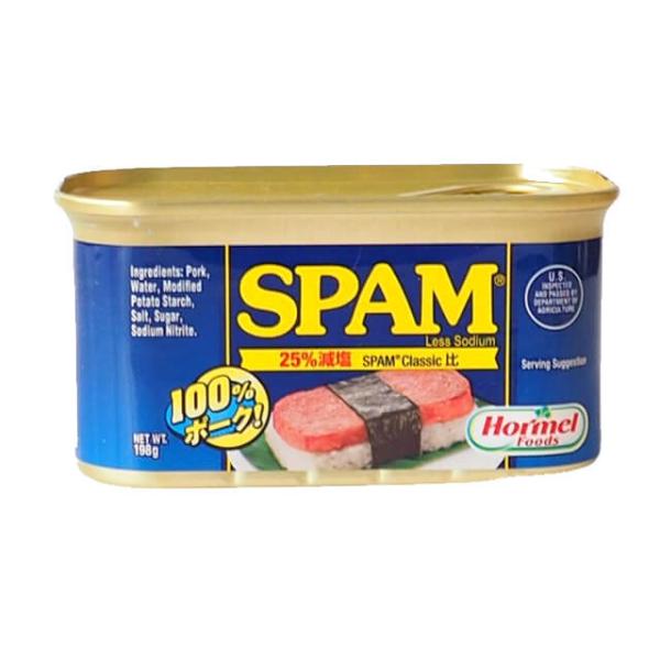 アメリカの代表的な肉缶詰「スパム」。スパムレギュラー（クラシック）から更に25％塩分カットしました。調理済みの商品なので、そのままでも温めてもおいしくお召し上がりいただけます。また、電子レンジやオーブンでの調理も可能です。ハムやベーコンと同...