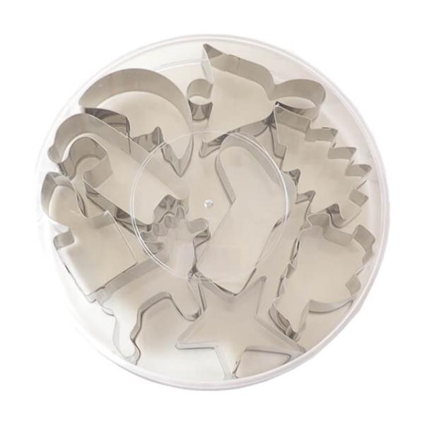 クッキー作りが楽しくなる、クリスマスにおすすめの抜き型が9個入っています。ケース入りなので保管も簡単！