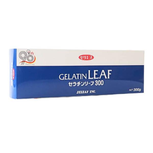 プロも愛用計量いらずの薄板状ゼラチン。一枚一枚の厚さ・重さが一定。計量せずに枚数単位で使用でき、吸収しすぎることがなく、水切りが容易ですぐ溶け、美しい仕上がりが得られます。1枚約3.3ｇ新田ゼラチン リーフゼラチン（シルバー）と同等の商品です。
