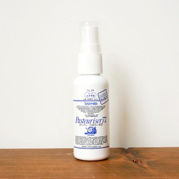 ドーバー パストリーゼ77の携帯用のために作られた、スプレー容器（空容器）です。携帯することにより、外出先のさまざまなシーンの除菌対策に活躍します。※本品は、中身は入っていません。別売りのドーバー パストリーゼ77を詰替えてご使用ください。