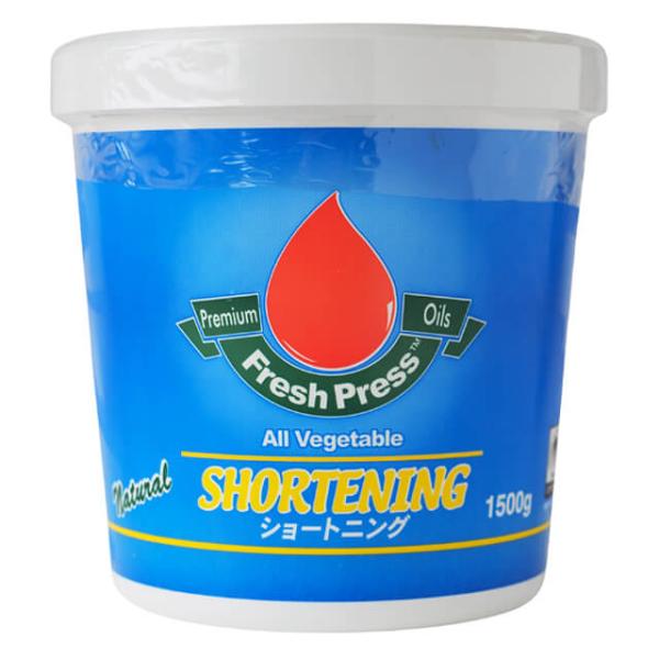 無水素添加製法により、人体に影響のあるとされているトランス脂肪酸を含んでいません。加工工場に隣接した契約農家で科学合成農薬不使用・化学肥料不使用で栽培された、成熟して最も搾油に適した状態のパームを、時間を置かずに圧縮・精製した上、速やかに出...