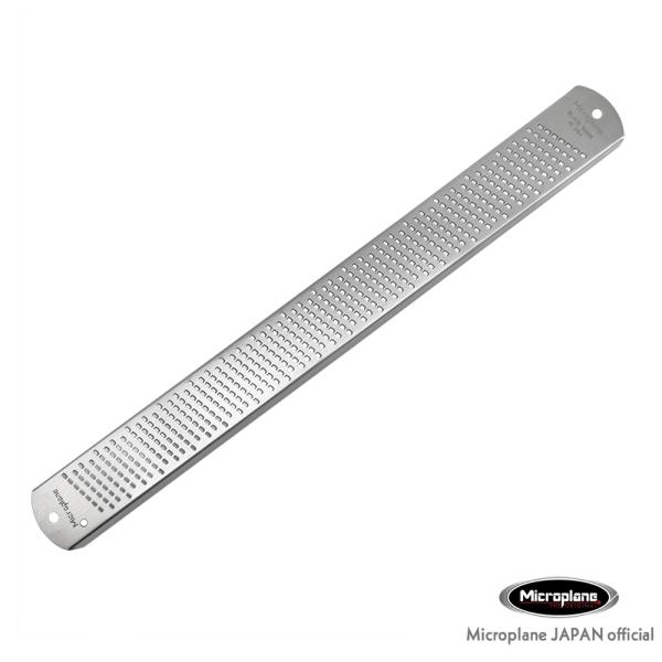 W3.6cm×H0.6cm×L31.5cm　約33gブレード（刃）：18-8ステンレススチールハードカバー付アメリカ製キッチンの引き出しにも収まる縦長タイプ。元はアメリカの小さな木工ヤスリメーカーだったマイクロプレインを、今や世界各国で愛用...