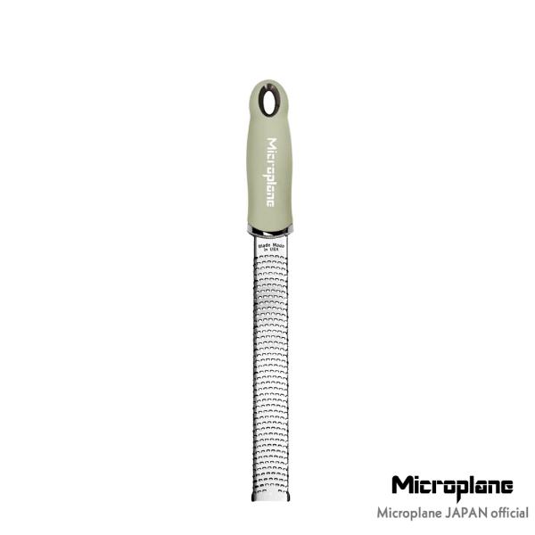 【発売日：2026年02月27日】W3.5×D3.5×L31.8cm　約92g刃:ステンレススチールブレードカバー：ポリ塩化ビニルハンドル・刃部すべり止め：エラストマーアメリカ製（組立：メキシコ）持ちやすいエラストマー製グリップに、クラシッ...