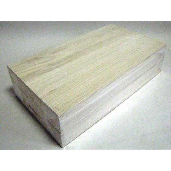 【寸法等】寸法 W600×D330×H70mm（餅箱一段の大きさ）