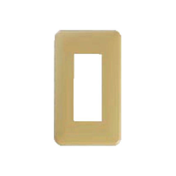 【商品詳細】製造メーカー：パナソニック型番：WN6003Y施設向 工事用配線器具フルカラーモダン標準プレート・1連3コ用・ダークベージュ・120×70×7.0(mm)・ABS樹脂【注意】※出荷の際の梱包箱は,使用済みダンボールを再利用してお...