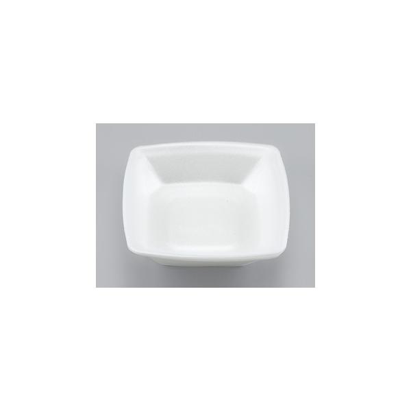 精肉・鮮魚・青果・惣菜など様々なメニューに使用可能な、使い捨ての食品容器です。[機能]耐寒、耐熱85度、断熱、保温。※蓋は別売り。