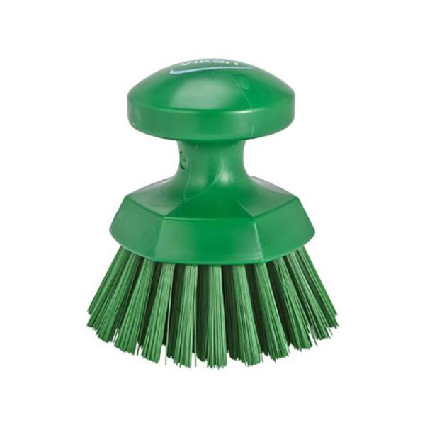 手になじみやすく、隅の洗浄にも適したエルゴノミックデザインの丸型ハンドブラシ。作業台やまな板など幅広く使用できます。