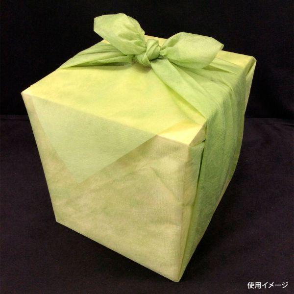 弔事向けの不織布風呂敷です。商品ご到着後、必ず開封して破損等がないかご確認ください。メーカー欠品時は納期が数週間かかる場合がございます。12月中は特にご注意ください。