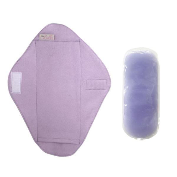 冷温兼用ジェルを使用した女性のためのケアグッズ。子宮を温める「温活」、生理痛時に。身体をじんわりと温めます。冷やして産後の会陰切開や痔の痛みにも使えます。 。180×70mm