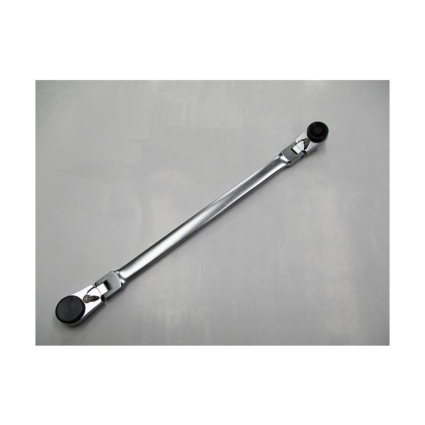 ●片側が1/4スクエアーでもう片側は1/4ビットが使えるラチェットレンチです。●ギアは両側共に72ギアと僅か5度ずらす事でラチェッティングが行え、ソケット側はオイルなどで滑り易い際にも脱着が楽に行えるプッシュリリース機能を採用しています。●...