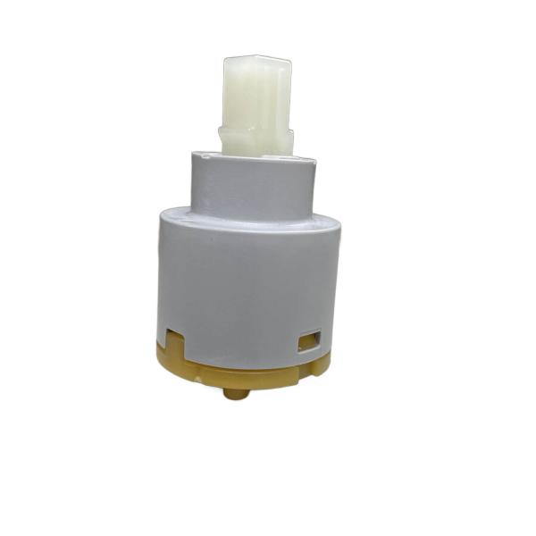 ミズタニバルブ工業のセラミックカートリッジです。＜対応水栓＞MKZ-532MM、MKZ-530MM他＜旧品番＞SC-35S-R※こちらが使用されている水栓は本品と互換性がございます。