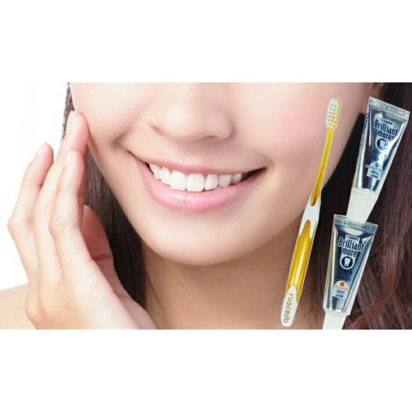 セット内容・ＧＣルシェロ　ホワイトニングＷ-10ブラシ  　　 1本 ゴールド or シルバー 色指定不可　・ライオン ブリリアントモア  　　  アプリコットミント 20g 1本 　　  フレッシュスペアミント 20g 1本合計3点 ホワ...