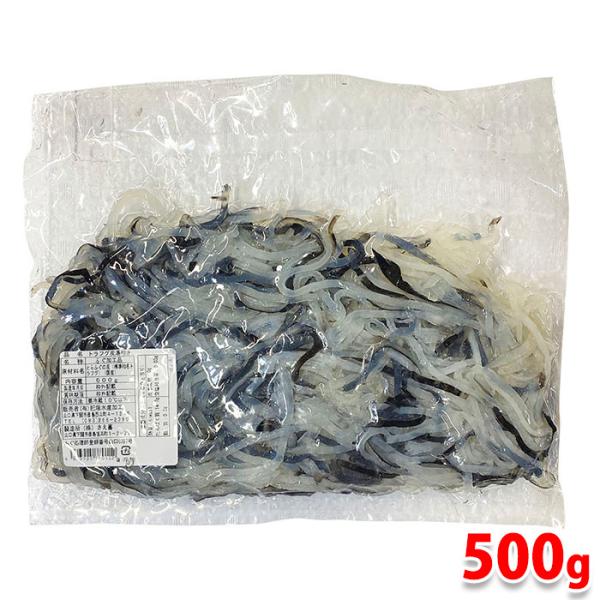 国産トラフグの皮をスライスして湯引きした商品です。フグの主な原産地は、愛媛県・長崎県他の国内産となります。冷蔵商品ですので、賞味期限は１週間程度となります。