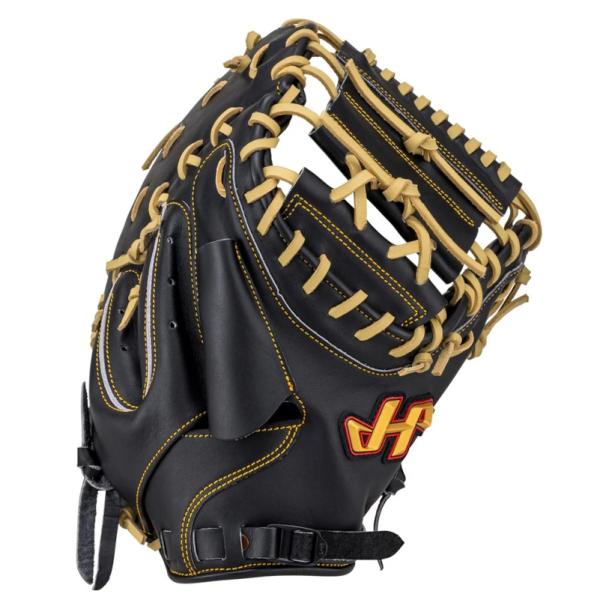 ☆本格ソフトボールプレイヤーの為にハタケヤマが開発したミット。【北米ステアハイド】特殊な技術による手に馴染む絶好の肌触り感とオイル加工による耐久性を備えた革です。(台湾製)●【基本モデル　105型】【12.9インチ】●表革：北米ステアハイド...