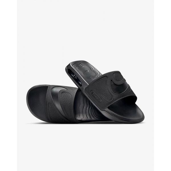 スタイリングが簡単で、抜群に快適な履き心地です。 ヒールに配した大型のビジブルAirとフォームのインソールで快適性をアピールしています。