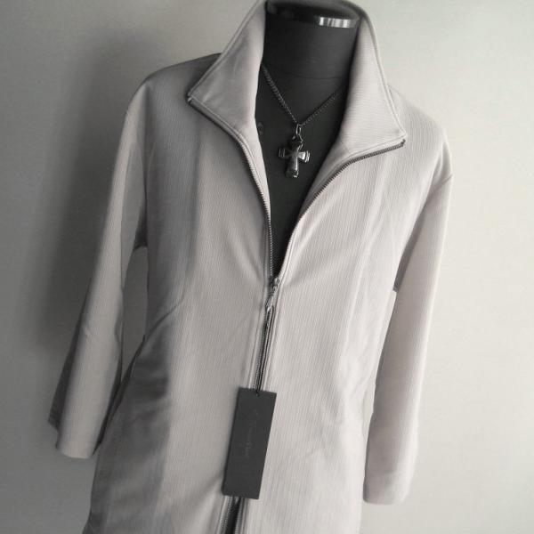 ■トルネードマート プランプトリコット7分袖ドレープカーデ■新品サンプルタグ付 紙タグに書き込みがございます定価21,780 中国製■COL07 ブラック■サイズLL肩幅41 身幅（脇下を結んで）50 袖丈41 着丈69（cm/約）■ナイロ...