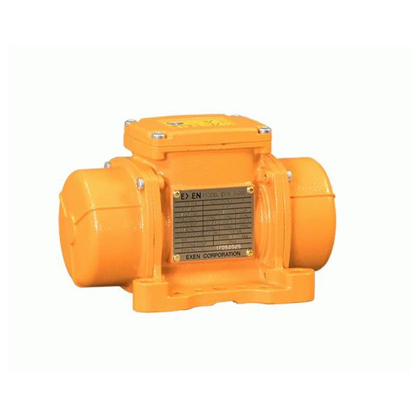 振動モータ　EVSI 3 シリーズ（2極3相200V)豊富な機種より用途に合わせた適切な物をお選び頂けます。このような使い方をされています・食品医薬品工場内　シュート部閉塞解消の為・セメントミキサーに設置・イベント用振動機（防振装置）の展示...