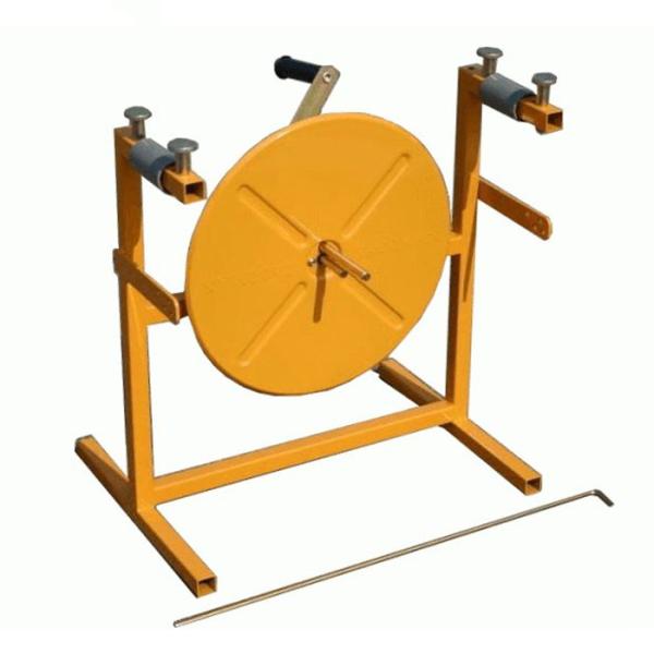 【代理店直送品■１〜３営業日出荷予定】操法大会本番でも満足出来る、きれいな２重巻きが、わずか45秒。（1）ラチェット機構ハンドルなので、巻取途中で手を放しても緩みません。（2）円盤面まで後退するセンターピン機能により、簡単に取り外し出来ます...