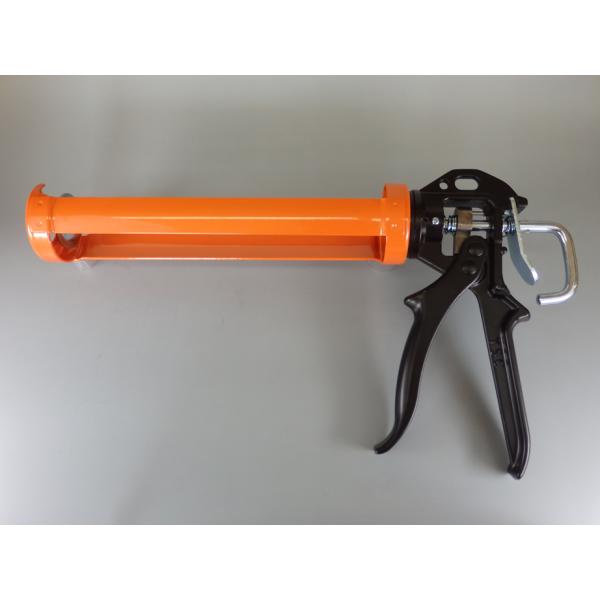 【製品特徴】ジャンボ用（850〜1000ml）カートリッジ材が打てるカートリッジガン使い込んでもカートリッジ受けのぐらつきがない高耐久設計レバーの遊びが出ないスライドバー付き握りやすく、疲れにくい強力型ハンドルです【製品仕様】メーカー：山本...